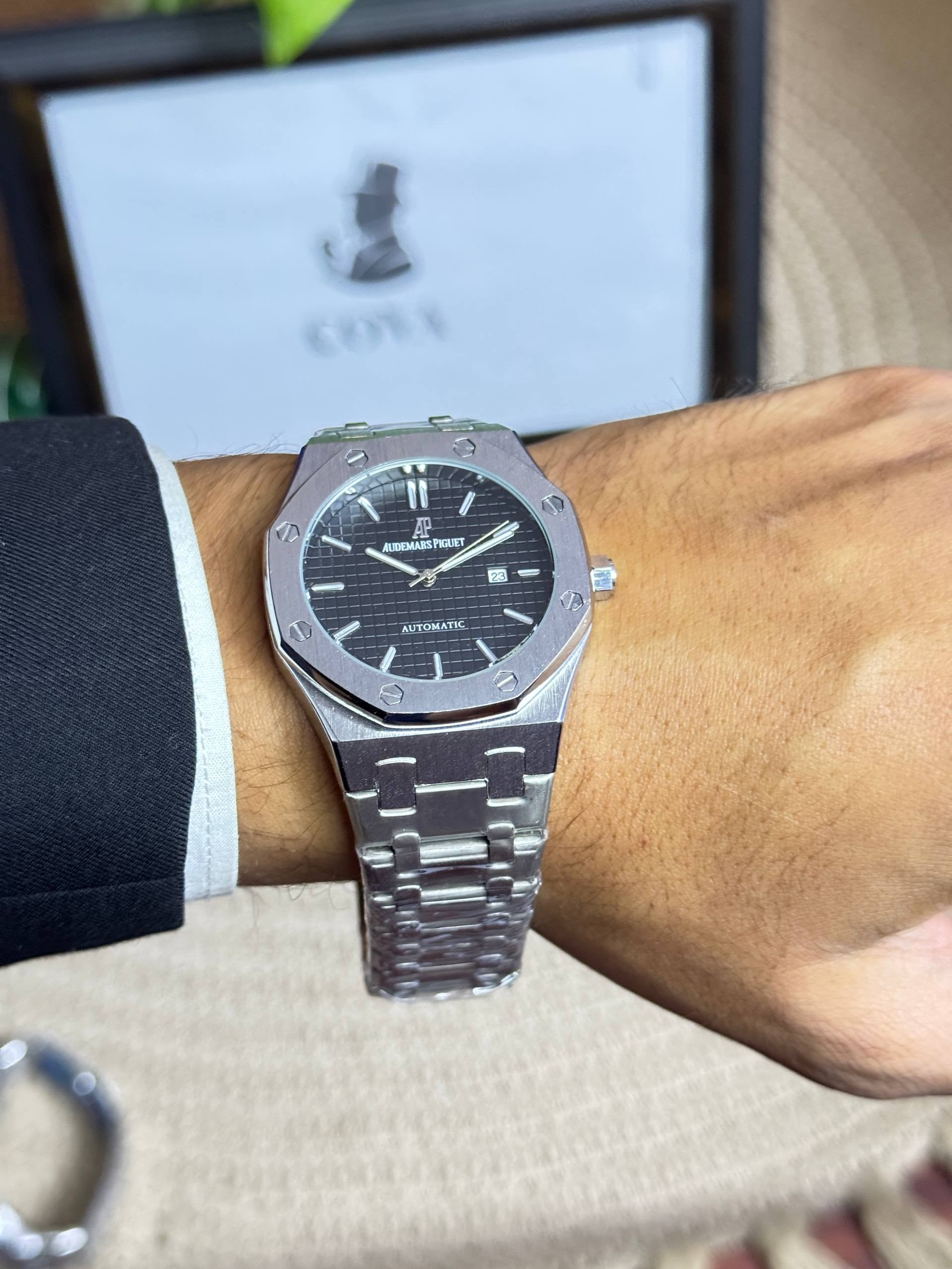 Audemars Pigue “ Royal Oak “ – Cova